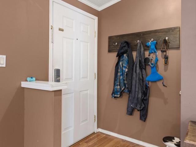 3824 Poplar Drive
