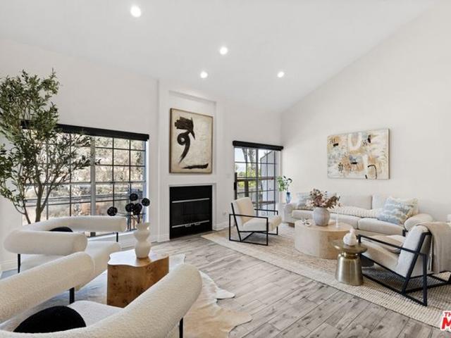 3824 Stocker St Apt 4, View Park, CA 90008