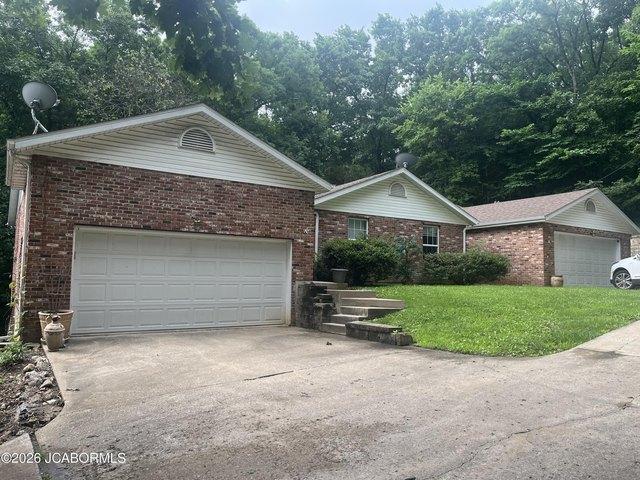 3825 Del Ray Ave, Jefferson City, MO 65109