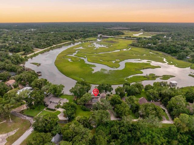 3825 Hickory Ln, Saint Augustine, FL 32086