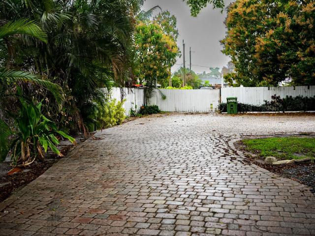 3825 Lakewood Rd, Palm Springs, FL 33461 | MLS #B26005 | Compass