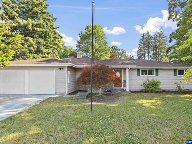 3825 Stephens St NE, Salem, OR 97305