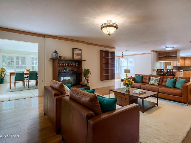 3825 Summer Ln, Huntsville, TX 77340 | Compass