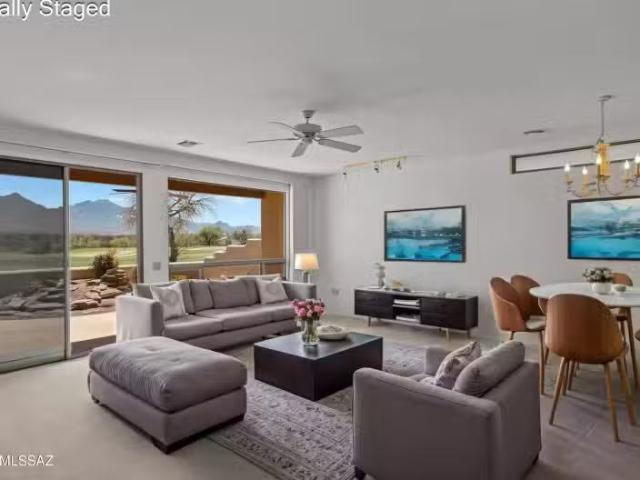 3825 S Camino del Golfista, Green Valley, AZ 85614 MLS 22510.