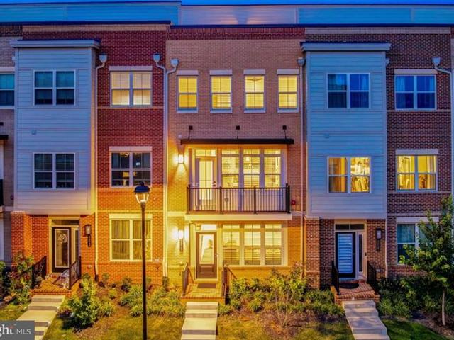 3825 Tussica Way, Fairfax, VA 22030
