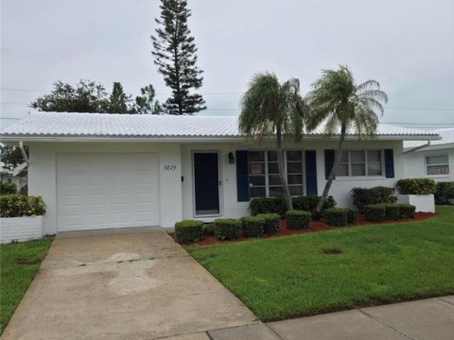 3825 97th Ave N, Pinellas Park, FL 33782