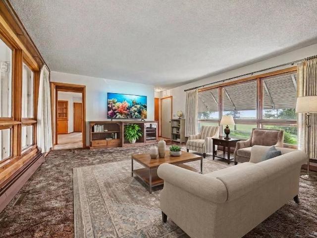 38267 Sisters Lane