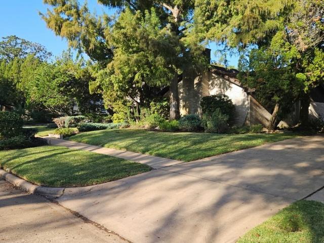 3826 Pleasant Valley Drive