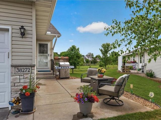 38272 Explorer Cir, North Branch, MN 55056