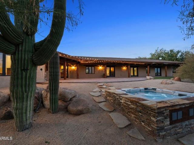 38275 S Blue Tank Trl, Wickenburg, AZ 85390