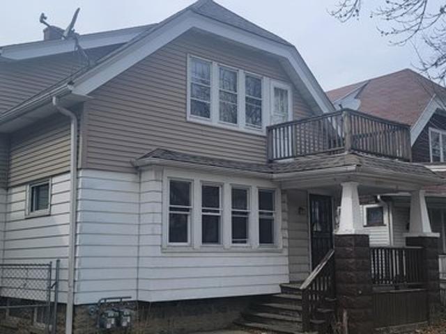3827 N 24th Pl Unit A, Milwaukee, WI 53206