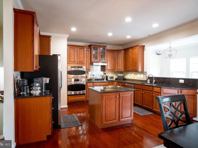 3827 Cullingworth Rd, Burtonsville, MD 20866 | MLS #MDMC2223 | Compass