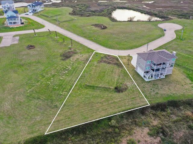 3827 Curlew Drive
