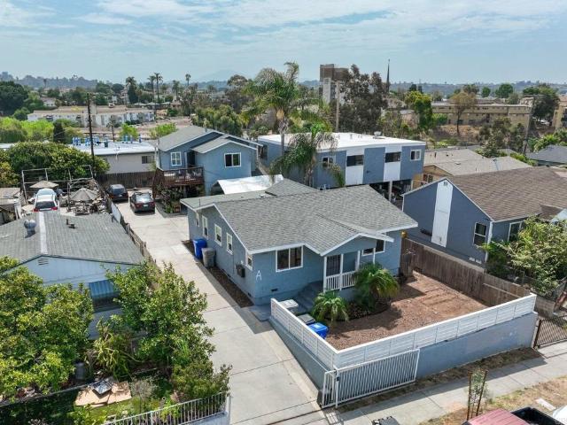 3827 Winona Ave