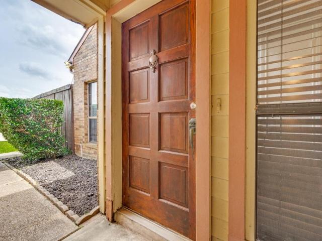 3828 Clover Hill Lane