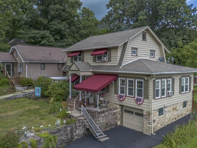 3832 Juniata Gap Rd, Altoona, PA 16601