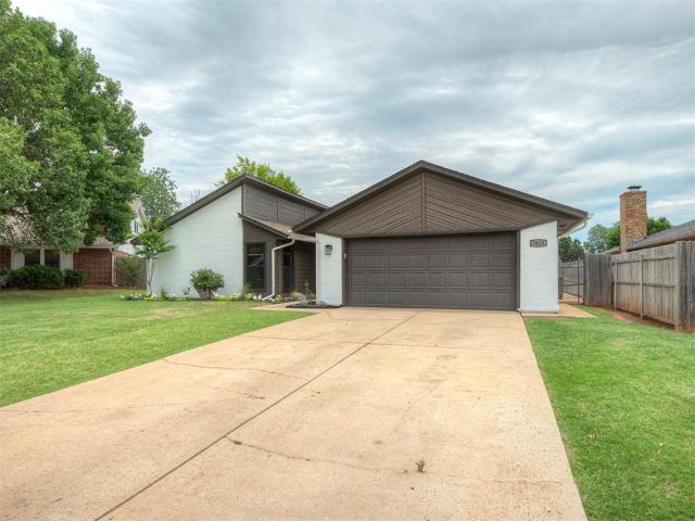 3828 Skyward Circle