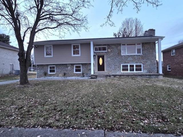 3829 Gladman Way, Lexington, KY 40514