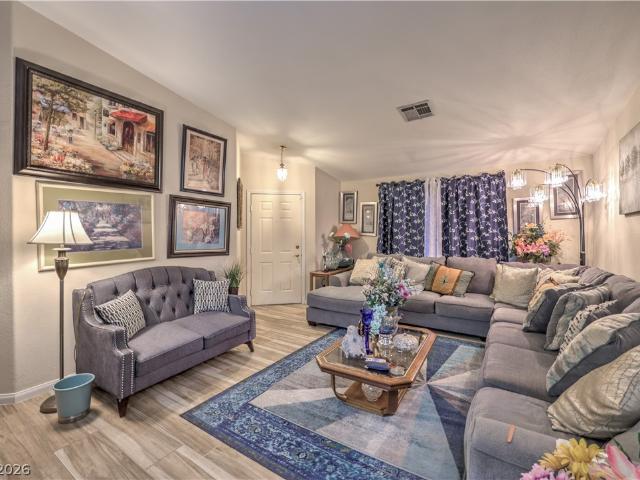 3829 Iverson Ln, North Las Vegas, NV 89032 | MLS #2773