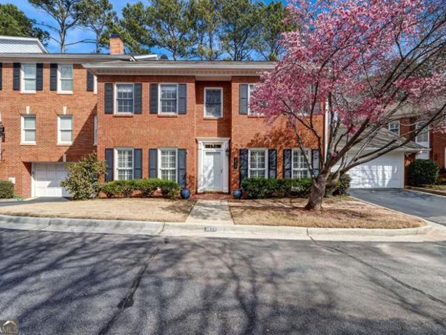 3829 Savannah Square E, Atlanta, GA 30340