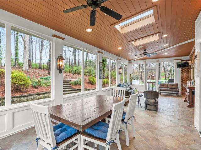 3829 Tangle Oak Drive
