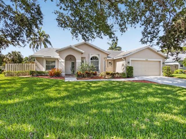 3820 NW 10th St, Delray Beach, FL 33445