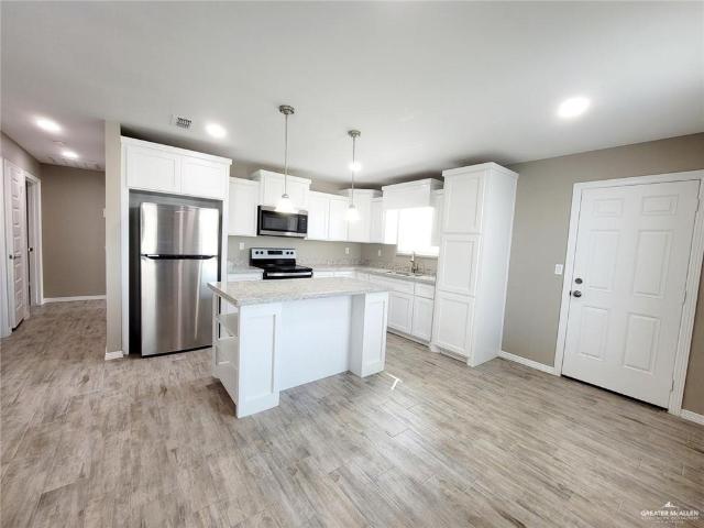 3820 Bella Costa Drive