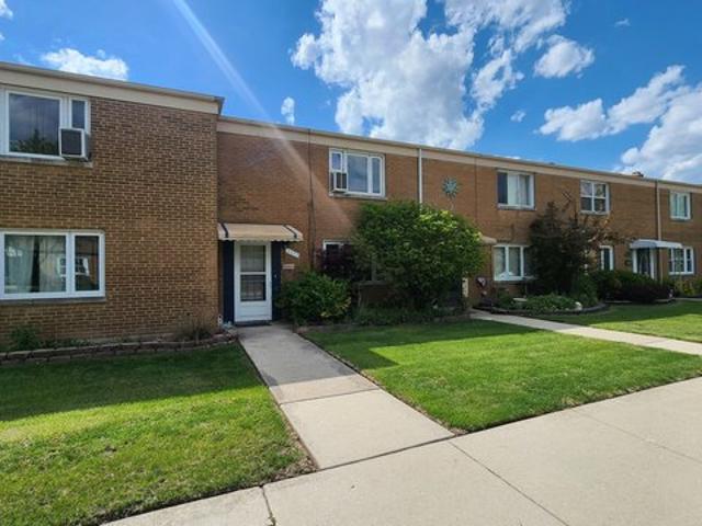 3820 Forest Ave, Brookfield, IL 60513