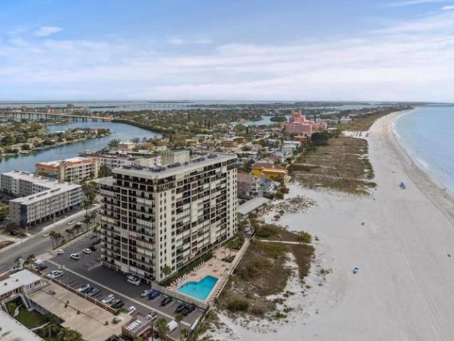 3820 Gulf Blvd #203, Saint Pete Beach, FL 33706