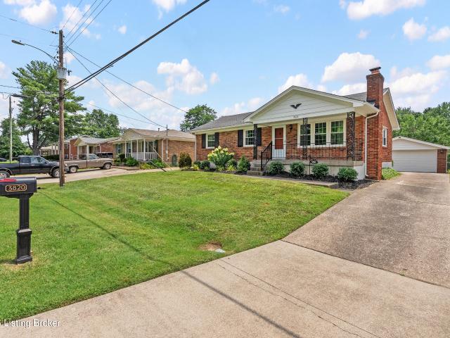 3820 Pinecroft Dr