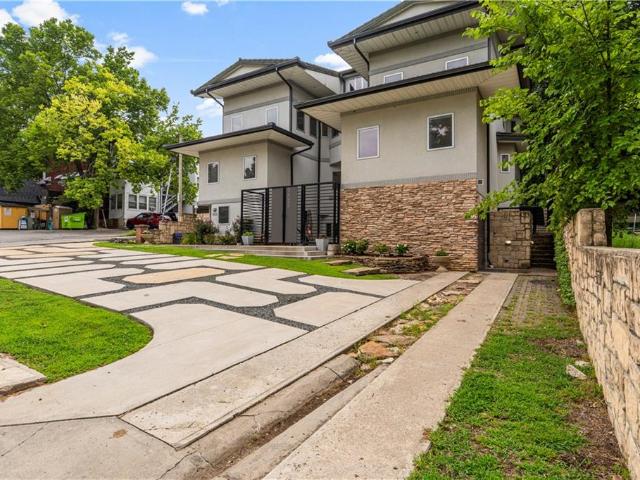 3820 Wyoming Street