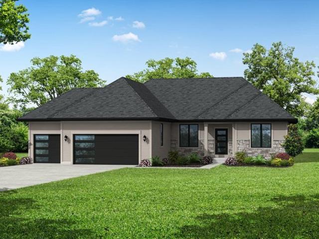 3820 White Oak Way, Waukesha, WI 53188