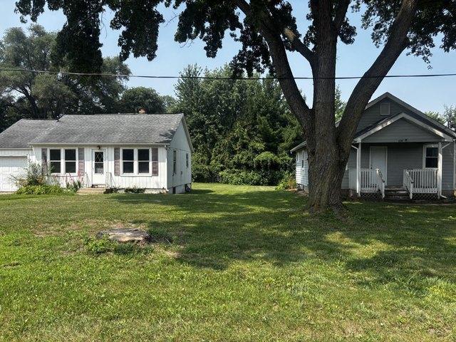 3820 3 Sandy Hollow Rd, Rockford, IL 61109