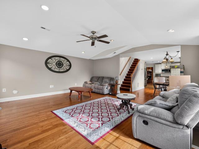 3820 5Th Street