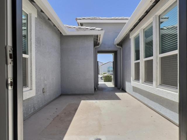 38212 W Santa Monica Avenue