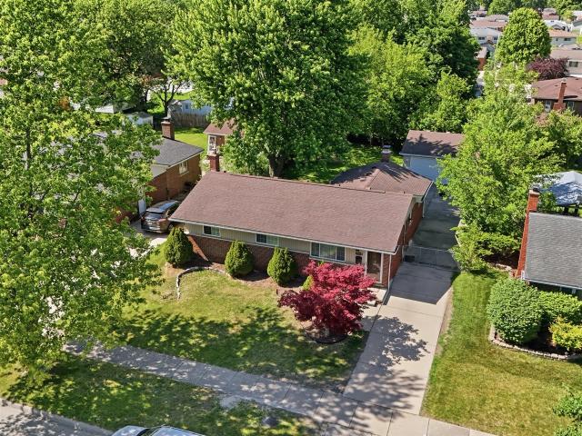38212 N Rickham Court