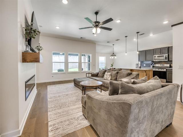 3821 NW 177th Street