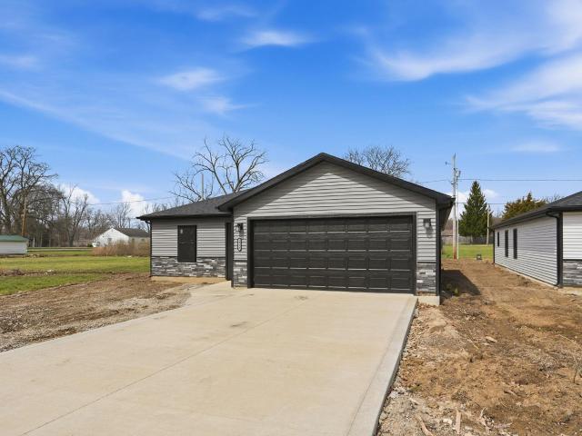 3821 Clermont Avenue