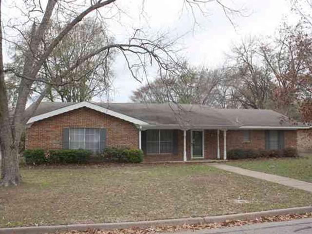 3821 Darrell Ln, Tyler, TX 75701