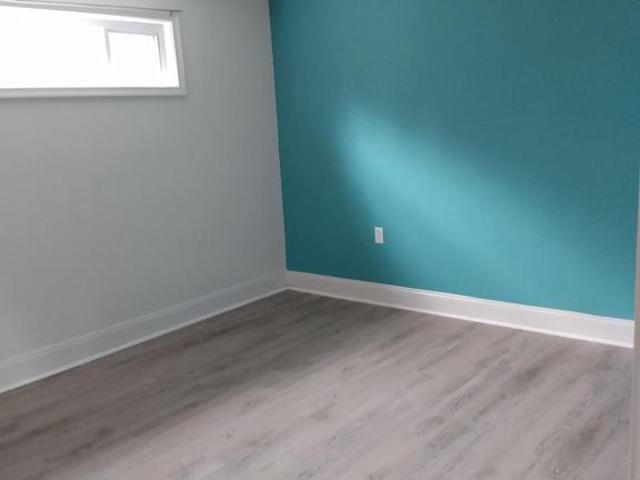 3821 Fairfax Parkway
