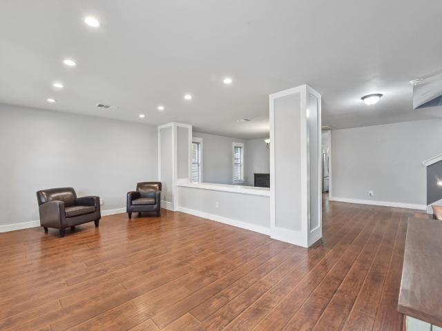 3821 Tailfeather Dr