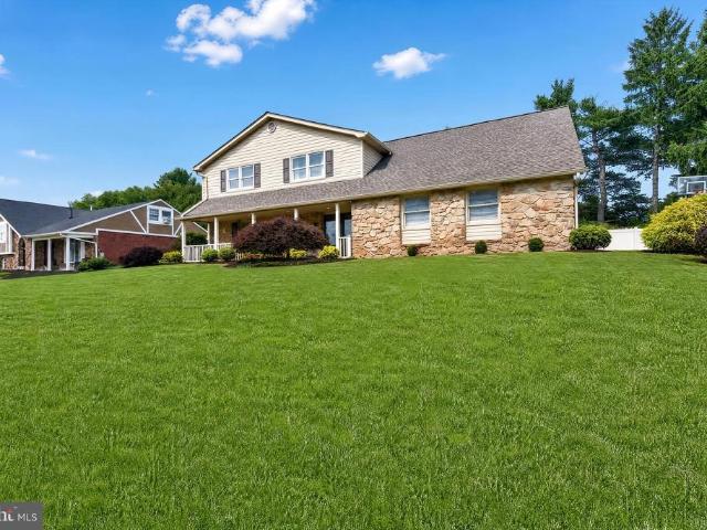 3822 Ridgeview Road