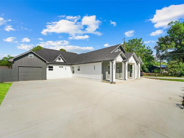 3822 Vandervort Drive