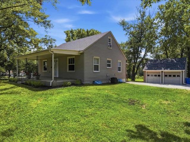 3823 NW Topeka Blvd, Topeka, KS 66617