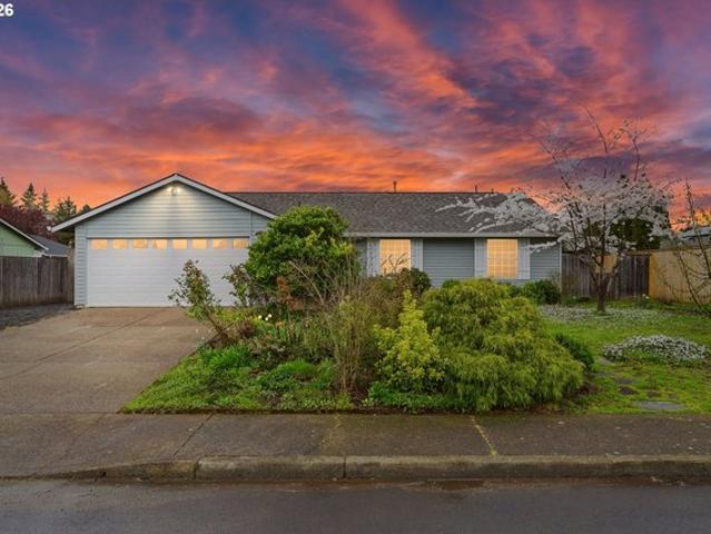 3823 NE Lincoln St, Hillsboro, OR 97124