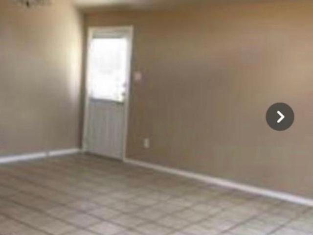 3823 Oldenburg Lane