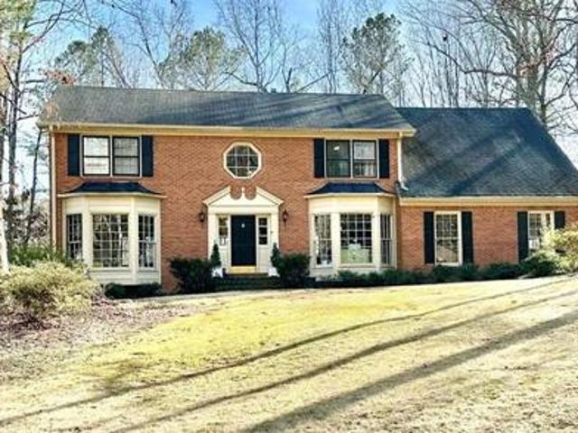 3823 Cliff Crest Dr SE, Smyrna, GA 30080