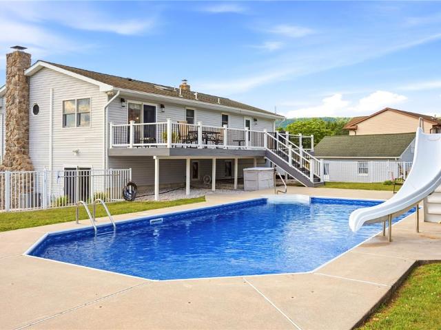 3823 Dogwood Road