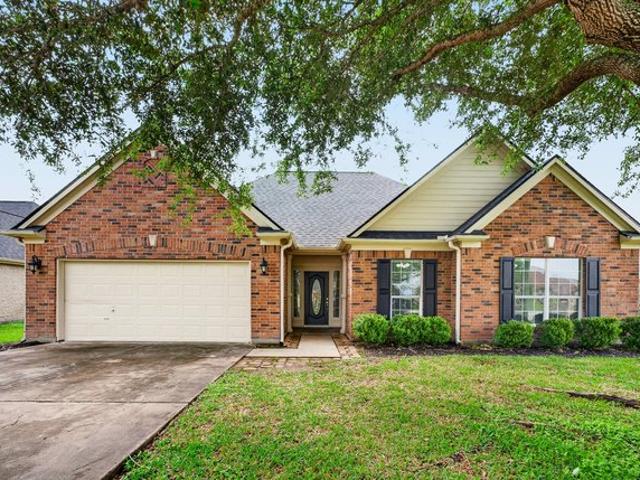 3823 Founders Dr, Needville, TX 77461