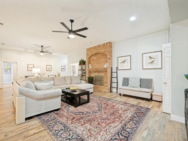 3823 Rochelle Drive